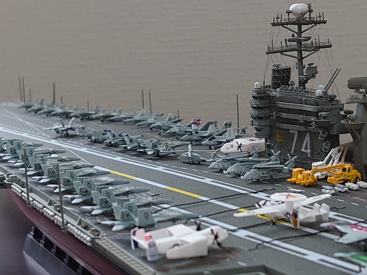 完成品・1/700・アメリカ海軍ニミッツ級空母・CVN-74「ジョン・C・ステニス」 /【Buyee】