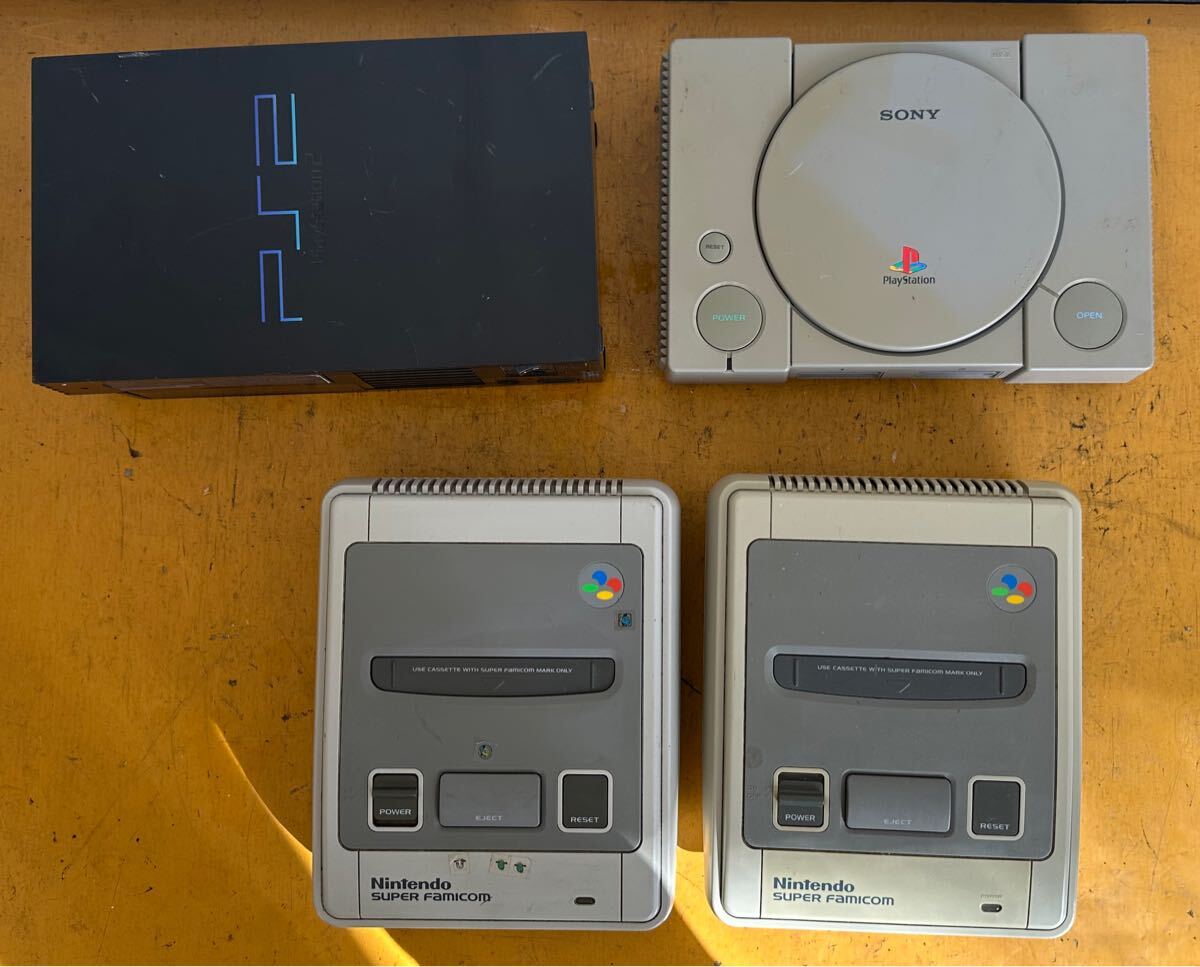 ニンテンドー スーパーファミコン SHVC-001 x2& ソニー PlayStation2 PS2 SCPH-30000 & ソニー ...