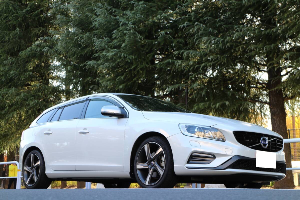 【ディーゼル ディーラー整備 安心のアイシン製8AT】H27 ボルボV60 D4 Rデザイン ポールスターパフォーマンス190馬力 α【検令和8/12長期】 /【Buyee】 Buyee ...