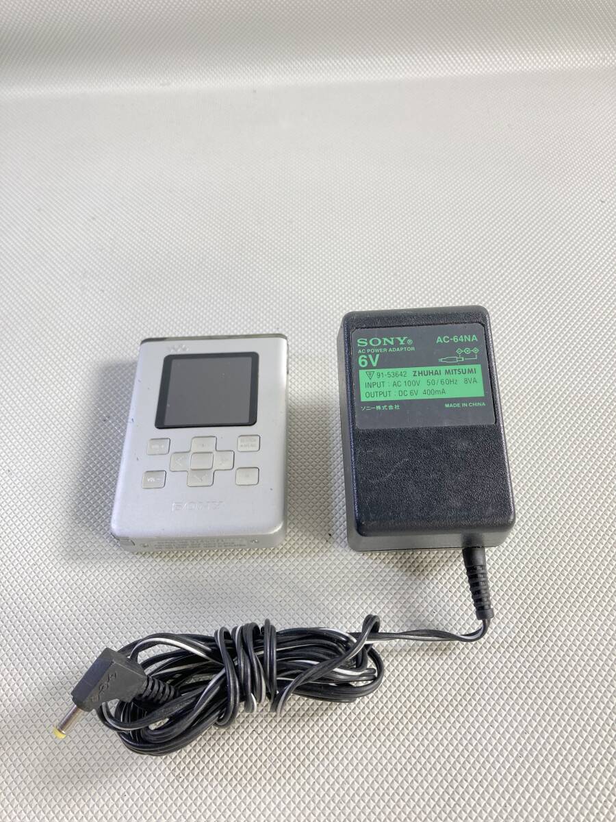 S8353 SONY ソニー WALKMAN ポータブルハードディスクオーディオプレーヤー Atrac AD MP3 NW-HD5 アダプター ...