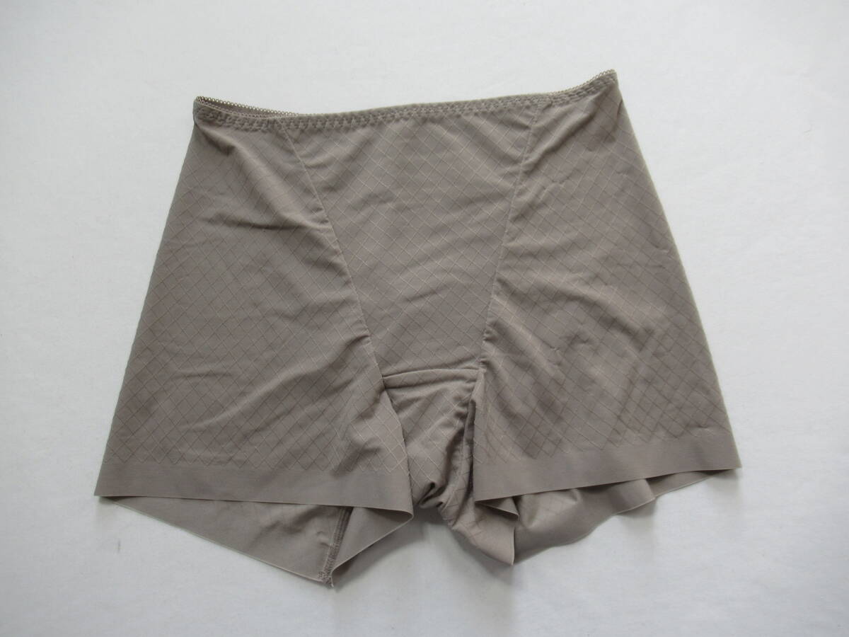 7117 60 ATSUGI ソフトショートガードル L グレー /【Buyee】 Buyee - Japanese Proxy Service | Buy from Japan!